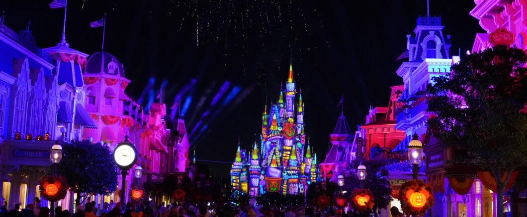 Things To Do At Disney In Night - Villatel